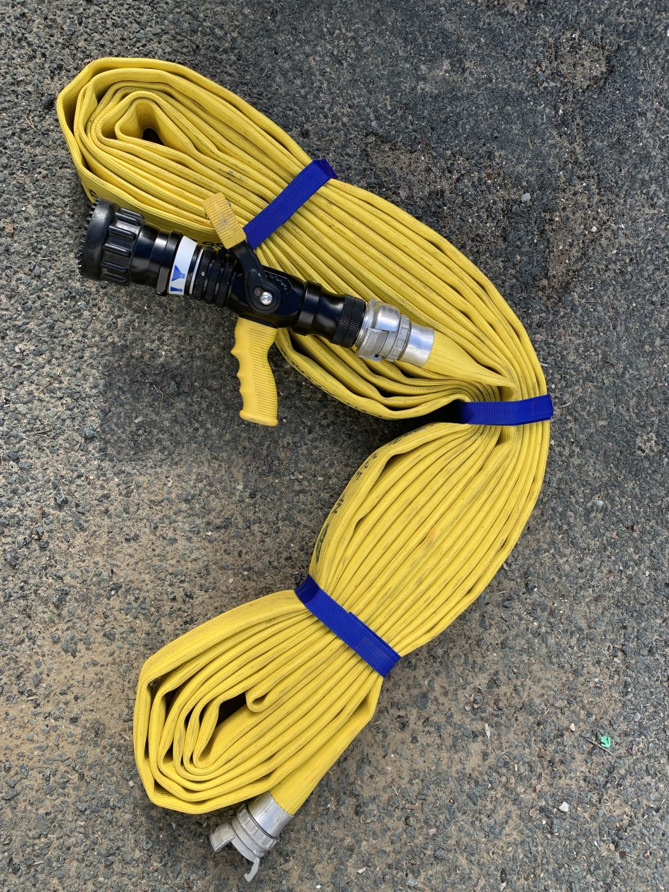 Attache tuyaux en écheveaux par 3 – Fire Island Accessoires